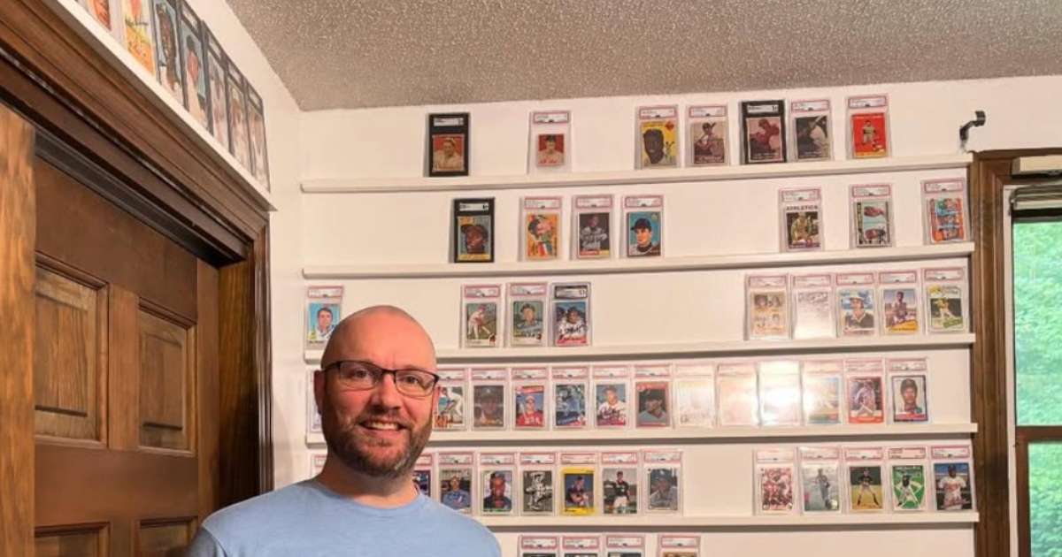 How To Store Baseball Cards | The Ultimate Guide | CubeSmart