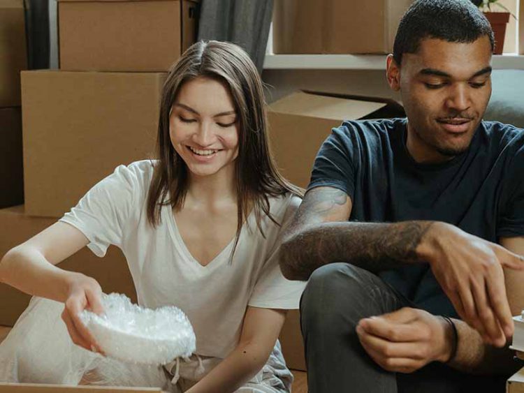 How to Pack Up Your Kitchen for Moving: A Comprehensive Guide | The ...