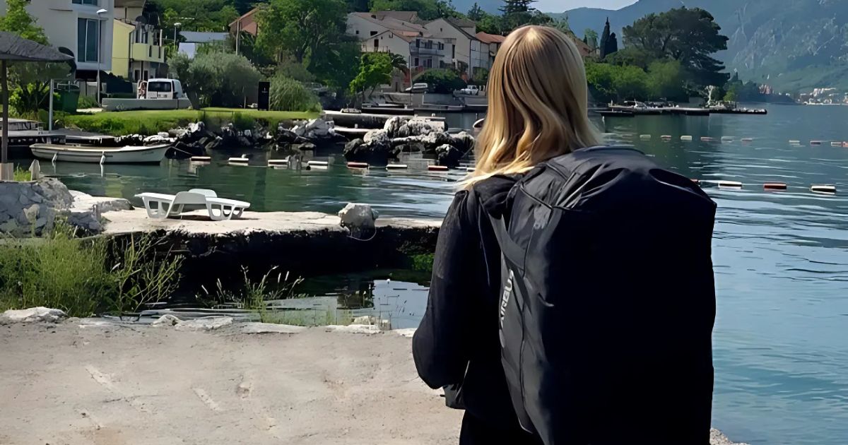 Solo Travel Tips | How to Travel Alone | CubeSmart