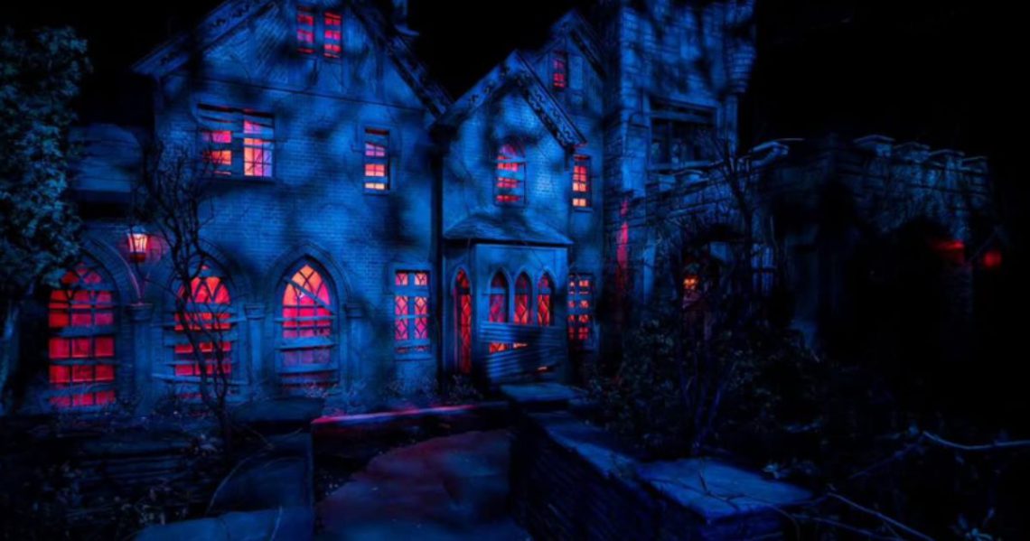 How to Make a Haunted House | 5 Spooky Ideas | CubeSmart