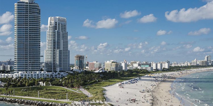 The 9 Best Neighborhoods to Live in South Miami | CubeSmart