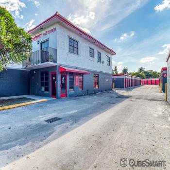 Self-Storage Units at 15120 Ne 6th Ave in Miami, FL @CubeSmart