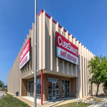 Self-Storage Units at 1240 W 98th St in Bloomington, MN @CubeSmart