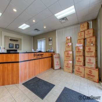 Self-Storage Units at 5411 W Broad St in Columbus, OH @CubeSmart