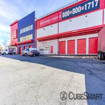 Self-Storage Units at 1376 Cromwell Ave in Bronx, NY @CubeSmart