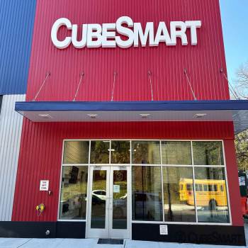 Self-Storage Units at 308 Dyckman St in New York, NY @CubeSmart