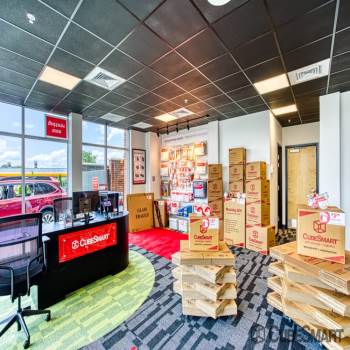 Self-Storage Units at 5070 Carothers Pkwy in Franklin, TN @CubeSmart