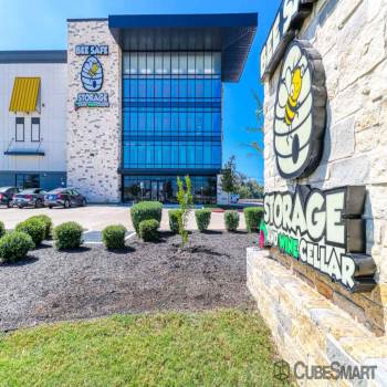 Self-Storage Units at 510 S Ih 35 Frontage Rd in Round Rock, TX @CubeSmart