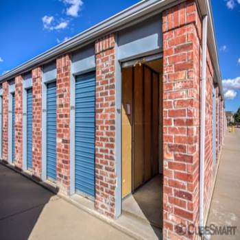 Self-Storage Units in Denver (From $43) at 1390 S Valentia St @CubeSmart