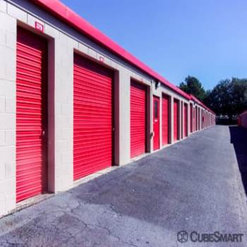 Self-Storage Units at 5850a Rivers Ave in North Charleston, SC @CubeSmart