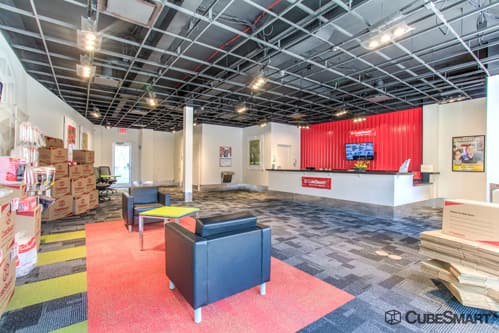 Self-Storage Units in Brooklyn (From $16) at 1151 E New York Ave @CubeSmart