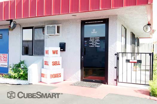 Self-Storage Units at 2855 South Pantano Road in Tucson, AZ @CubeSmart