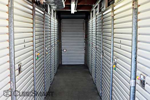 Self-Storage Units at 1500 Lomaland Dr in El Paso, TX @CubeSmart