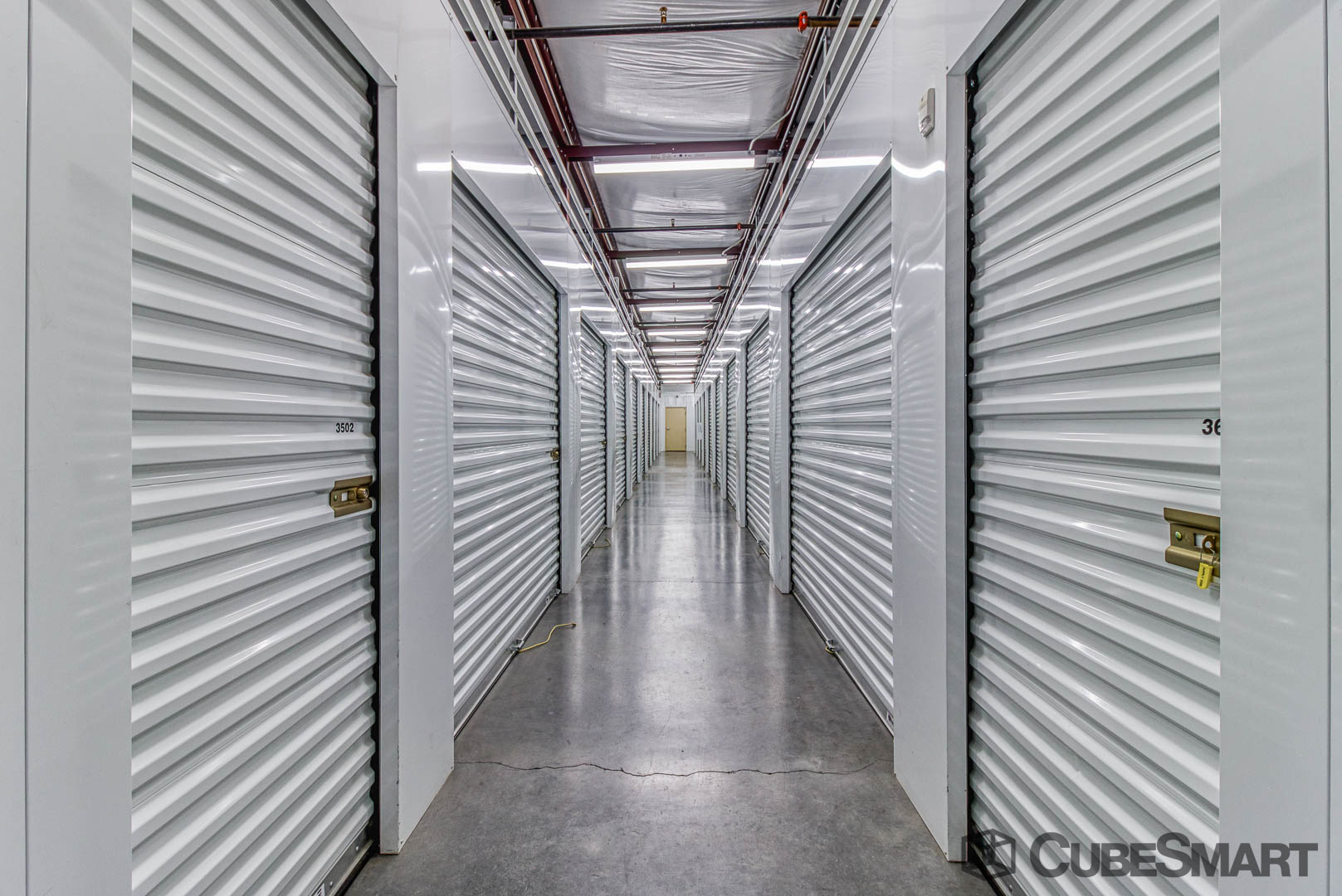 Self-Storage Units at 2680 E Mohawk Ln in Phoenix, AZ @CubeSmart