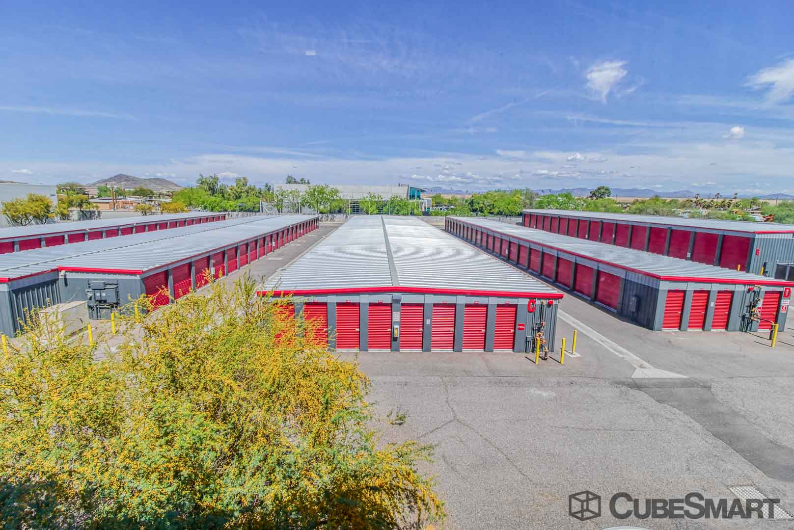 Self-Storage Units at 2680 E Mohawk Ln in Phoenix, AZ @CubeSmart