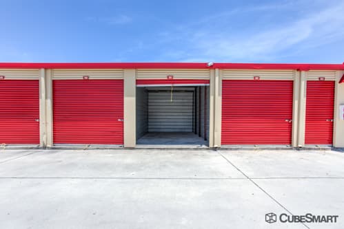 Self-Storage Units at 2349 Trade Center Way in Naples, FL @CubeSmart