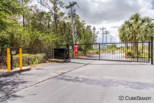 Self-Storage Units at 2607 Sw Pine Island Rd in Cape Coral, FL @CubeSmart