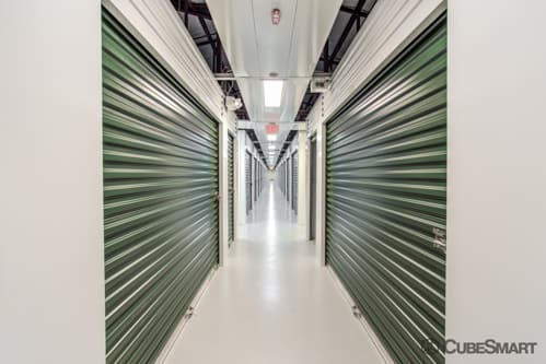 Self-Storage Units at 2607 Sw Pine Island Rd in Cape Coral, FL @CubeSmart