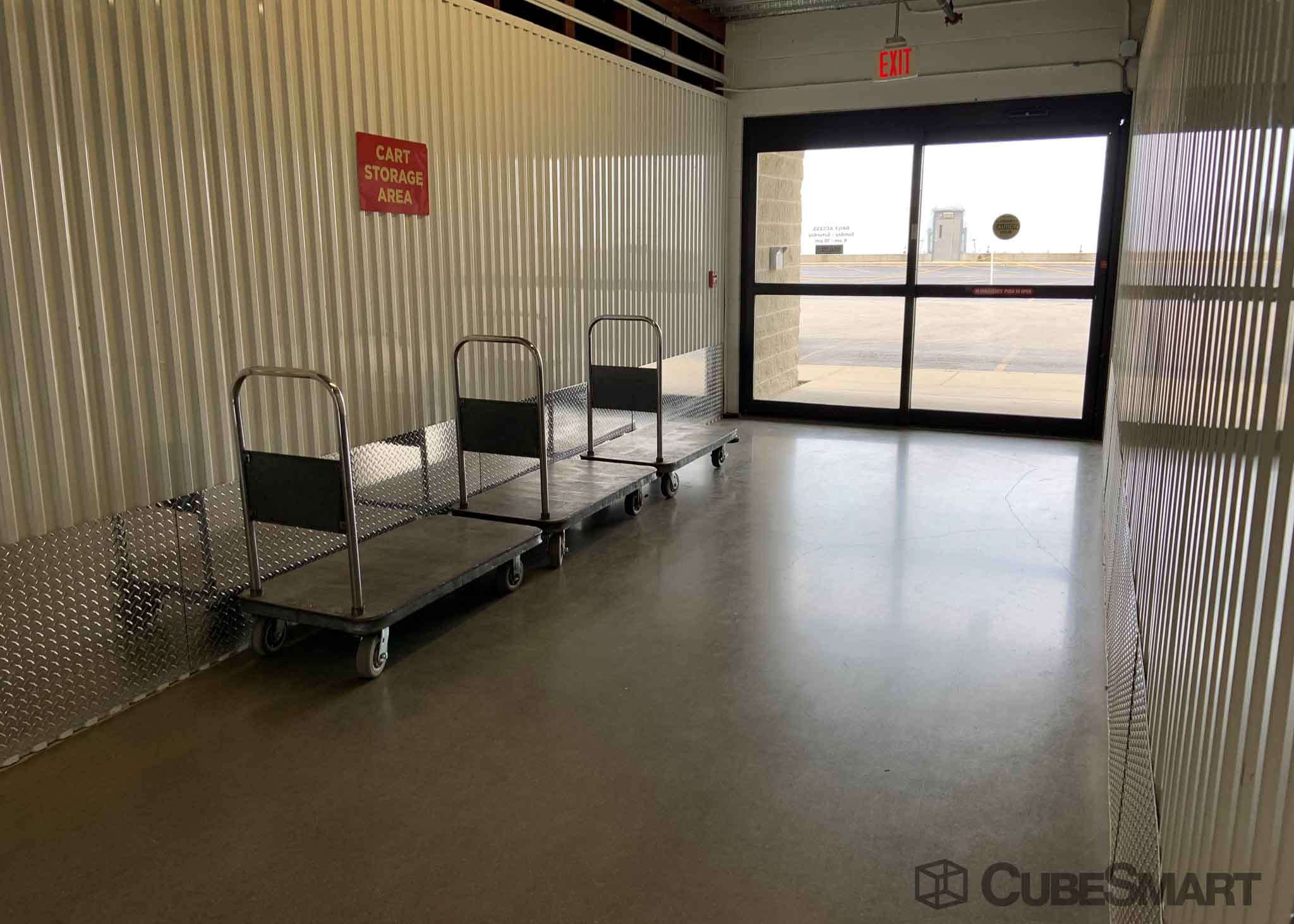 Self-Storage Units at 2484 Oakton St in Evanston, IL @CubeSmart