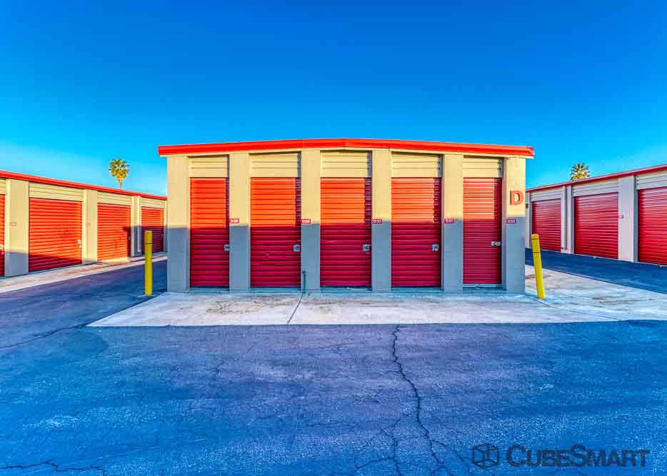 Self-Storage Units at 43357 Division St in Lancaster, CA @CubeSmart