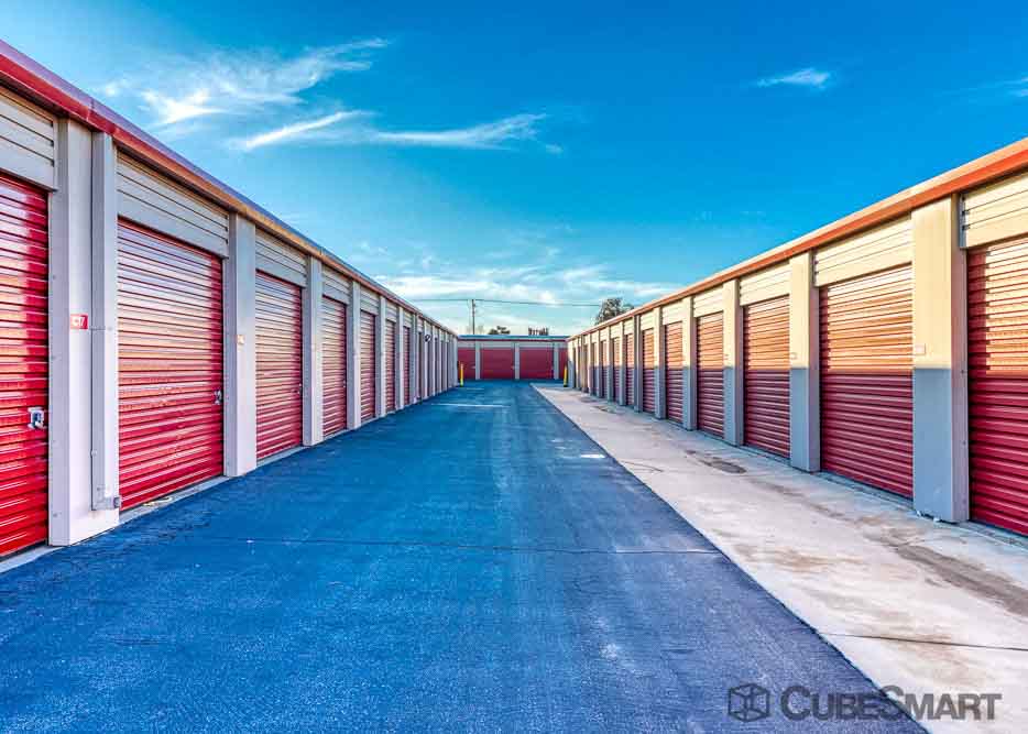 Self-Storage Units at 43357 Division St in Lancaster, CA @CubeSmart