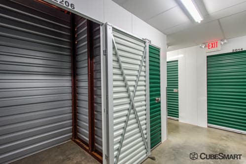 Self-Storage Units at 6120 Little Ox Rd in Fairfax Station, VA @CubeSmart