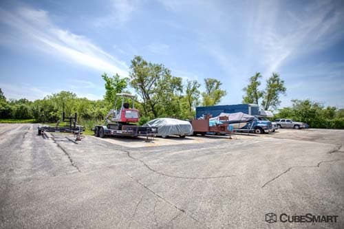 Self-Storage Units at 3301 West Buckley Rd in North Chicago, IL @CubeSmart