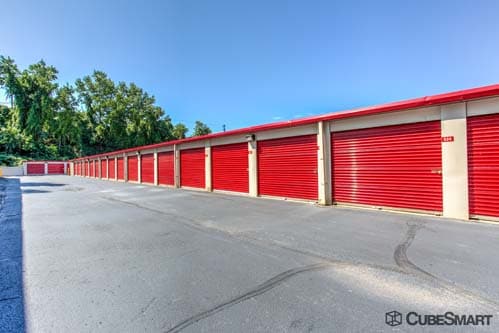 Self-Storage Units at 5440 S Marginal Rd in Cleveland, OH @CubeSmart