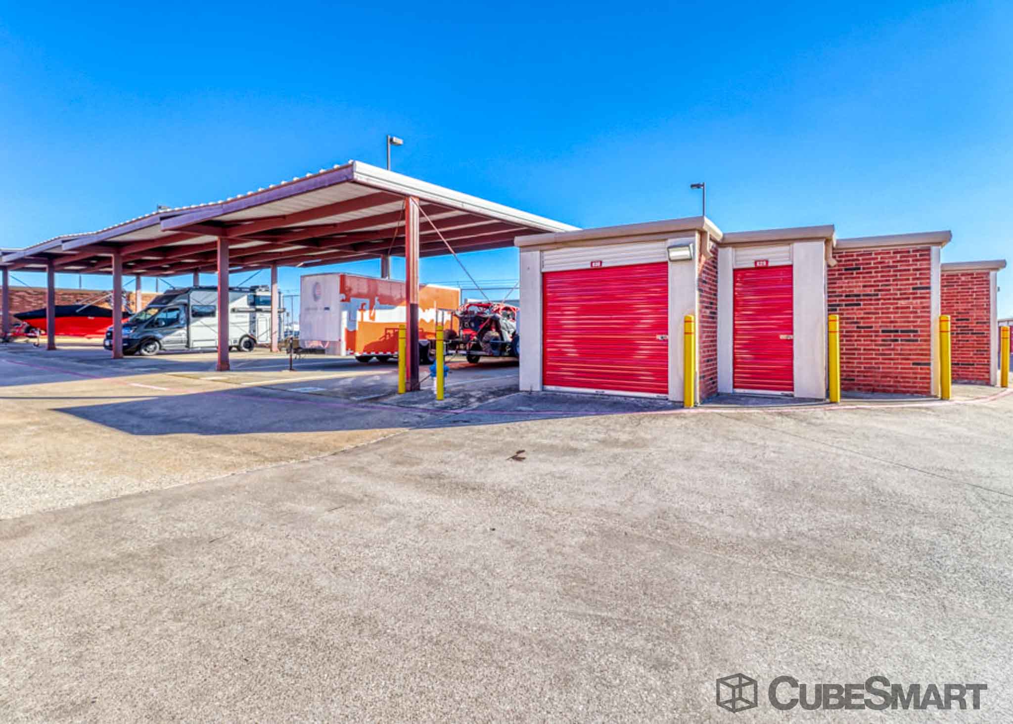 Self-Storage Units at 8680 Stonebrook Pkwy in Frisco, TX @CubeSmart