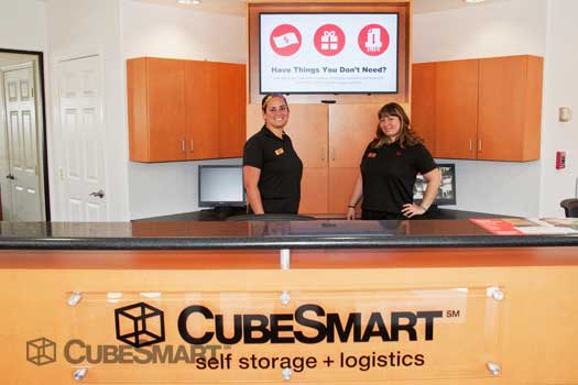 Self-Storage Units at 3730 South Orange Avenue in Orlando, FL @CubeSmart