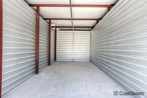 Self-Storage Units at 2501 Dies Ranch Rd in Cedar Park, TX @CubeSmart