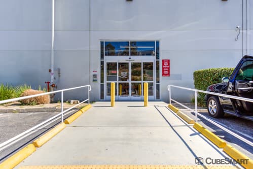 Self-Storage Units at 28401 Rancho California Rd in Temecula, CA @CubeSmart