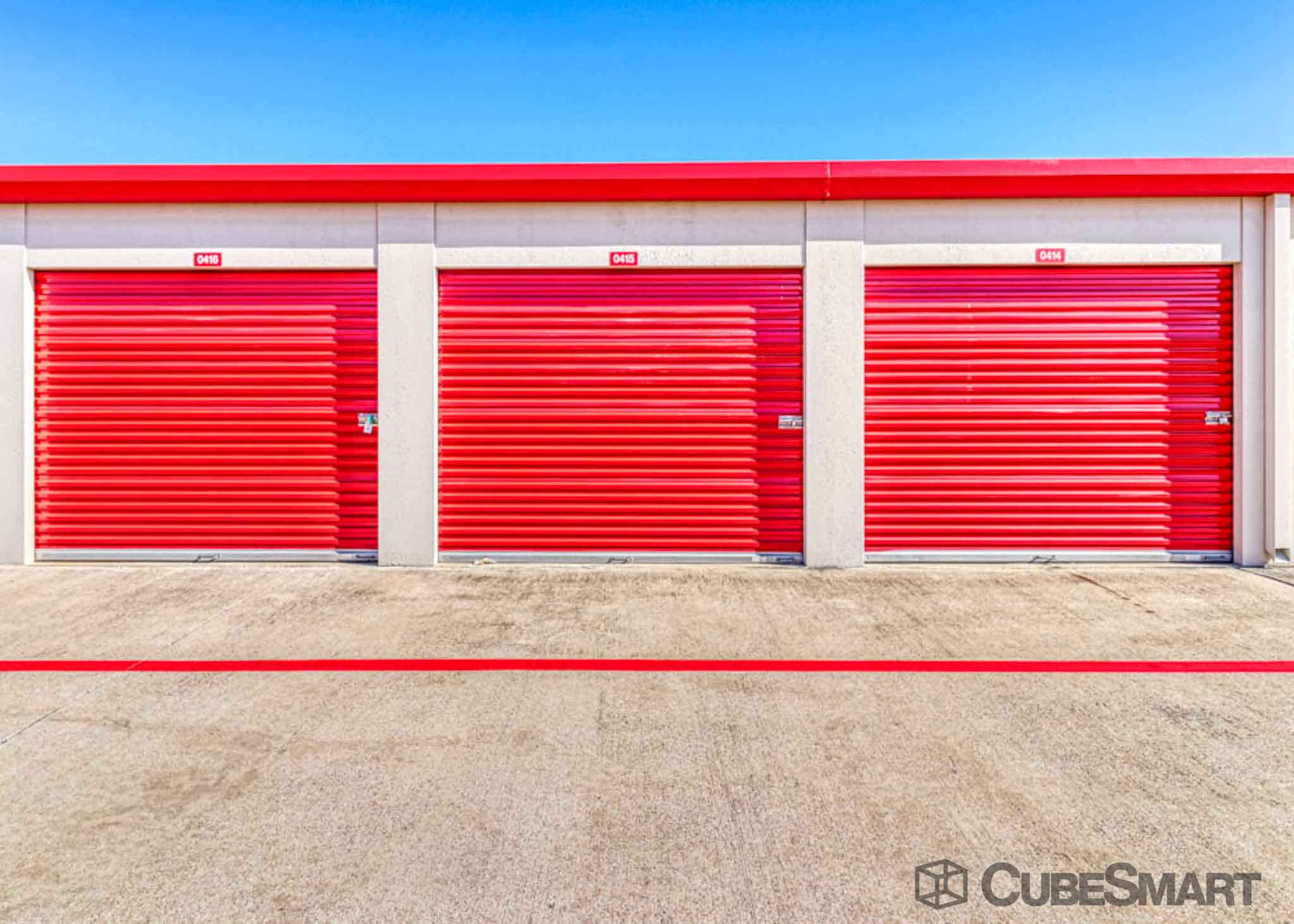 Self-Storage Units at 12300 College Pkwy in Frisco, TX @CubeSmart