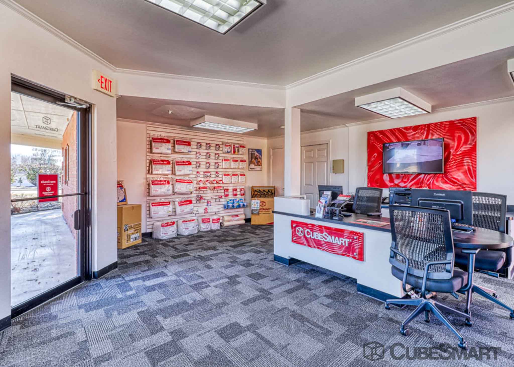 Self-Storage Units at 12300 College Pkwy in Frisco, TX @CubeSmart