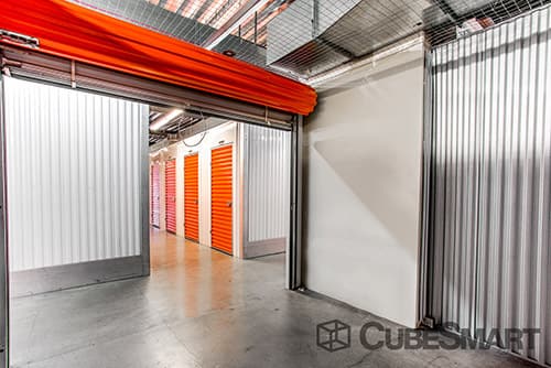 Self-Storage Units at 200 E 135th St in Bronx, NY @CubeSmart