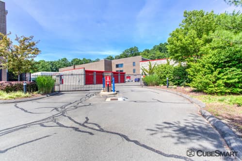 Self-Storage Units at 829 Bridgeport Ave in Shelton, CT @CubeSmart