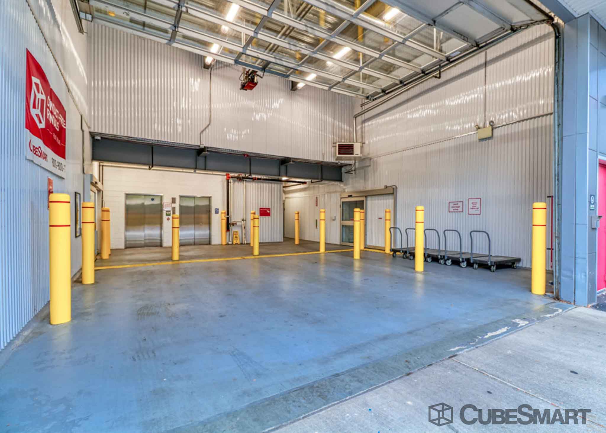 Self-Storage Units at 1750 W Central Rd in Mount Prospect, IL @CubeSmart