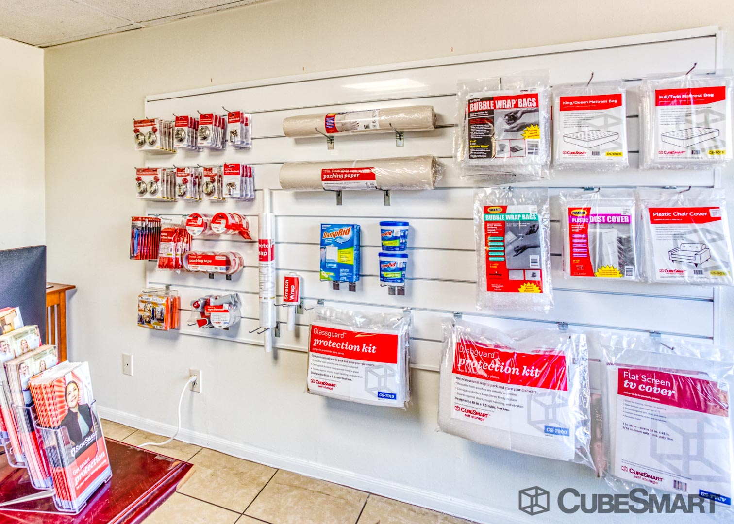 Self-Storage Units at 3735 Mangum Rd in Houston, TX @CubeSmart