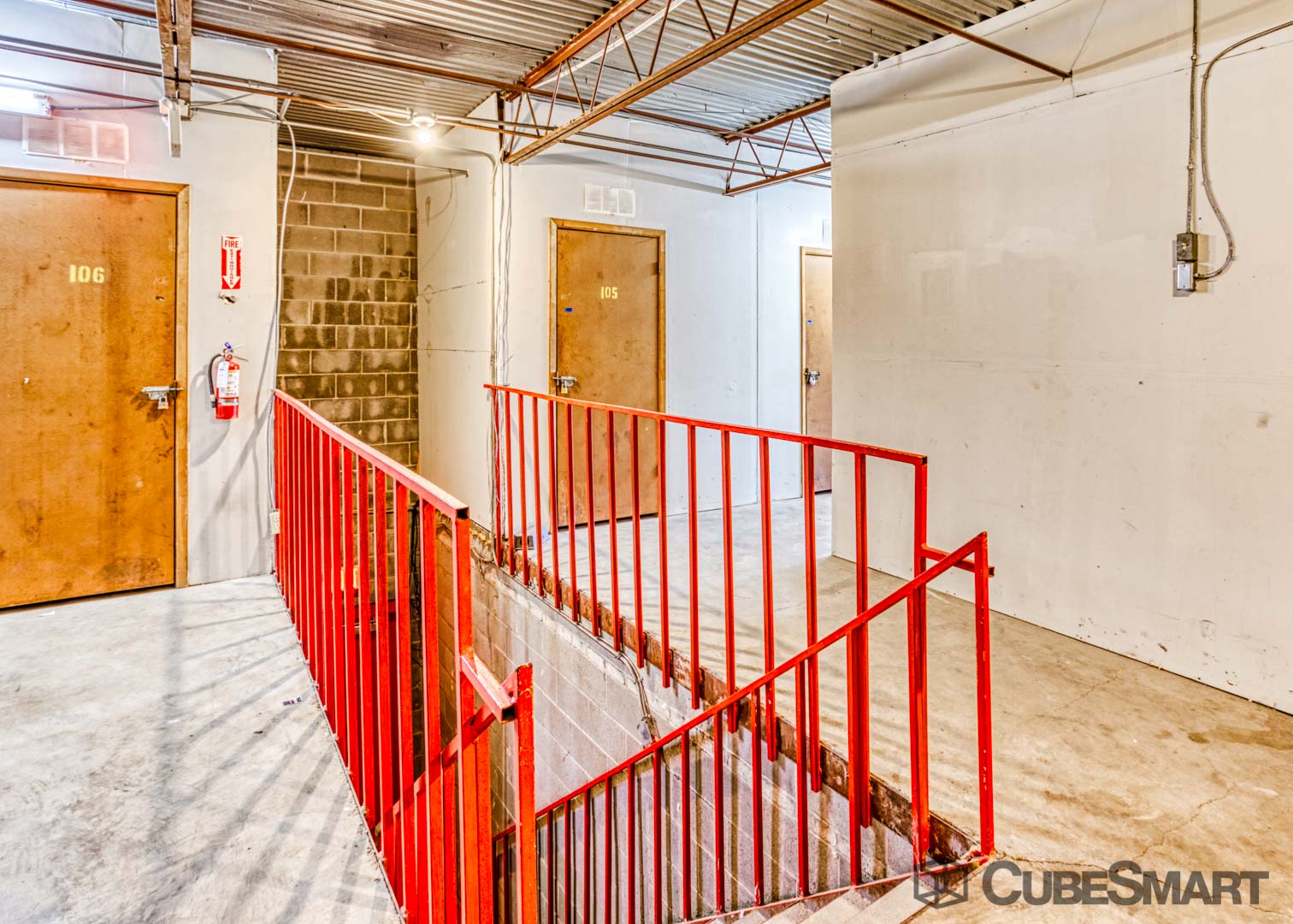 Self-Storage Units at 3735 Mangum Rd in Houston, TX @CubeSmart