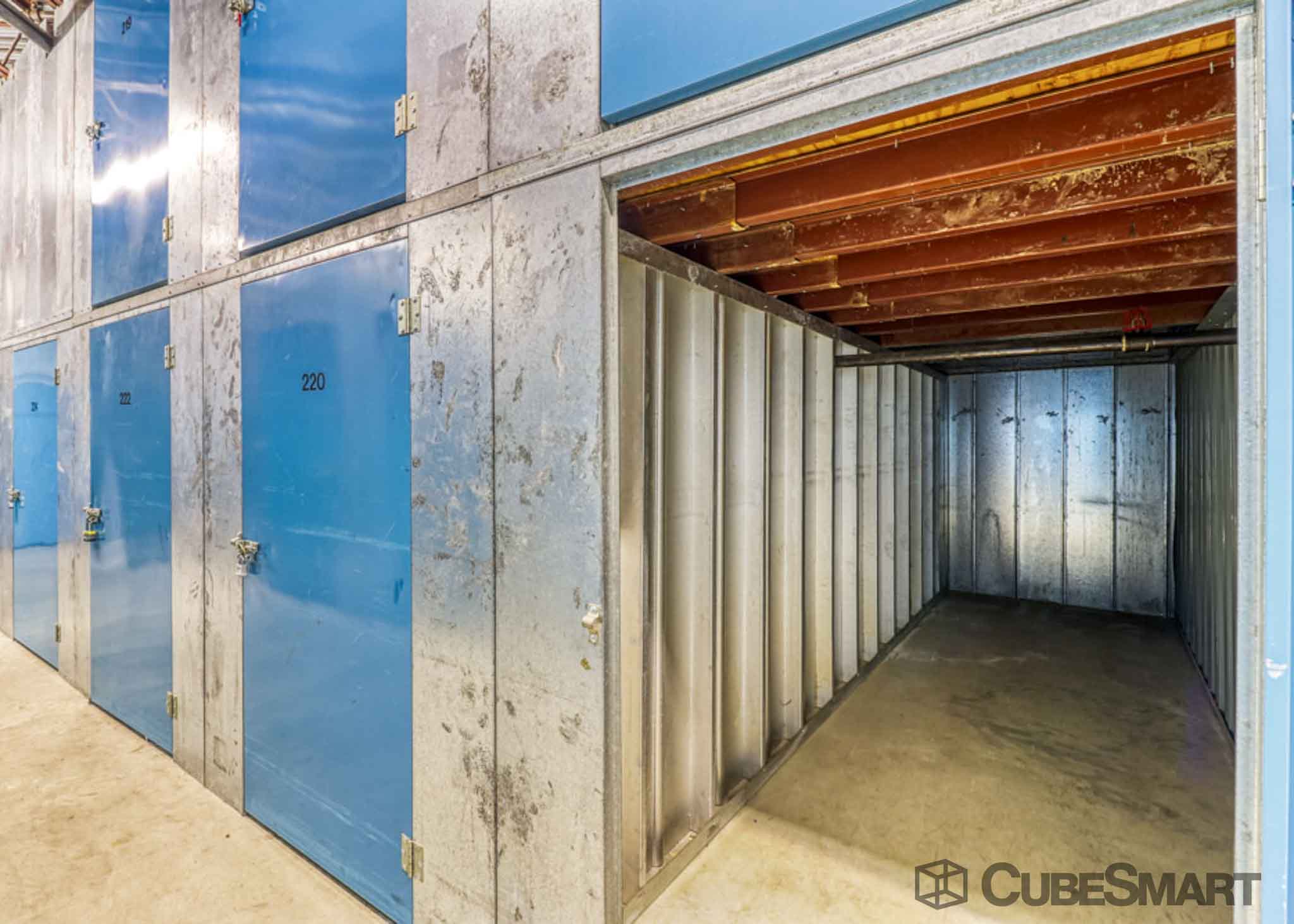 Self-Storage Units at 7331 Steel Mill Dr in Springfield, VA @CubeSmart