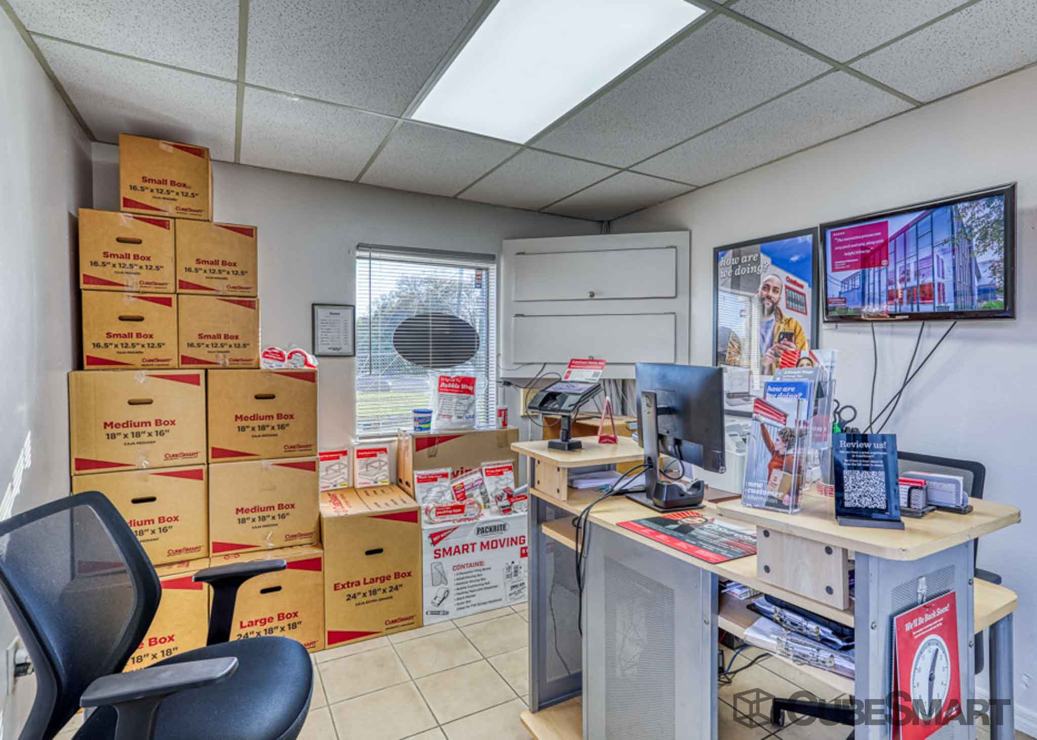 Self-Storage Units at 5907 W Linebaugh Ave in Tampa, FL @CubeSmart