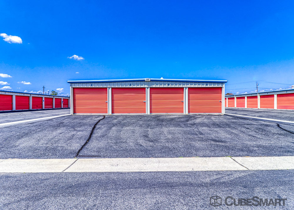 Self-Storage Units at 20825 Stoll Rd in Red Bluff, CA @CubeSmart