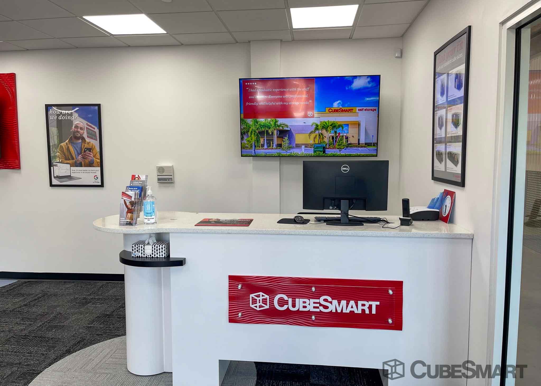 Self-Storage Units at 750 Valley Stream Dr in Naples, FL @CubeSmart