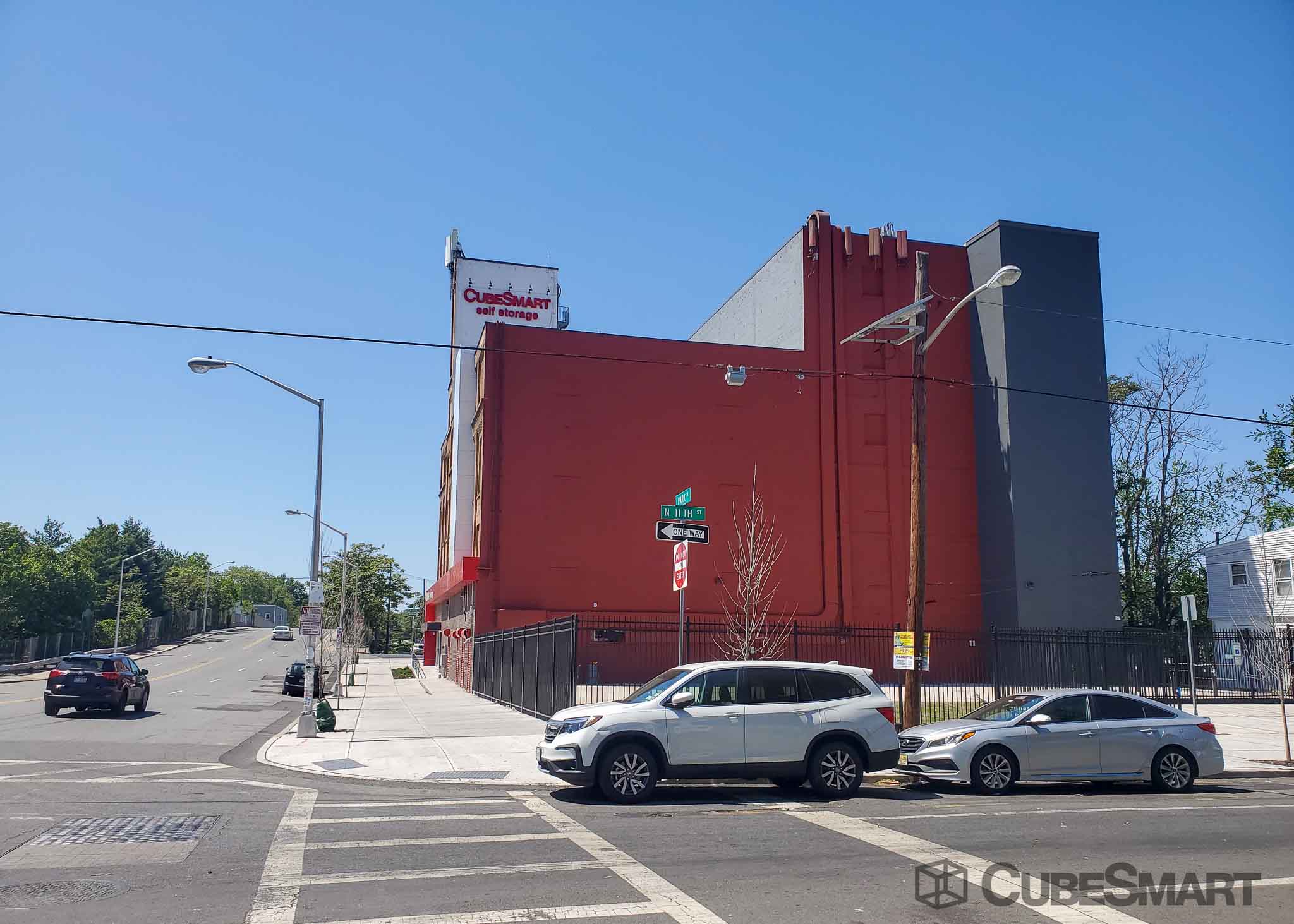 Storage Units at 353-367 Park Ave, Newark, NJ | CubeSmart