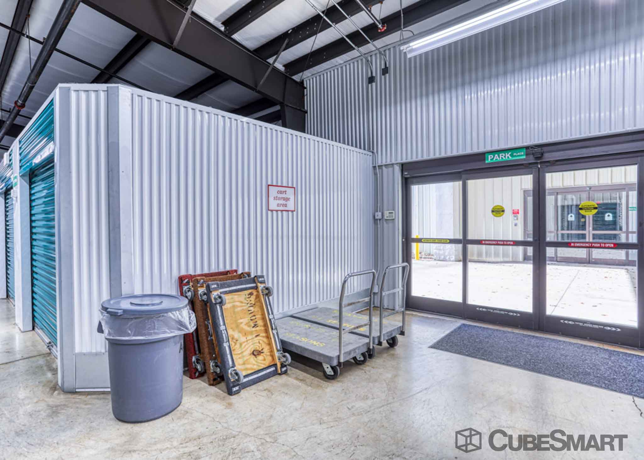 Self-Storage Units at 4305 Benton Dr in Chattanooga, TN @CubeSmart