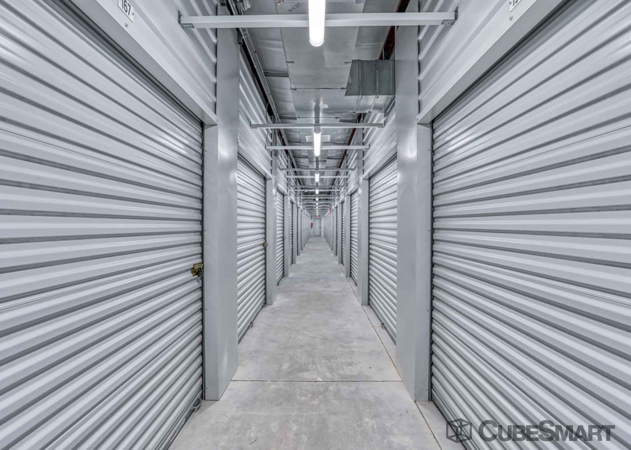 Self-Storage Units at 2601 Fairway Dr in Alvin, TX @CubeSmart