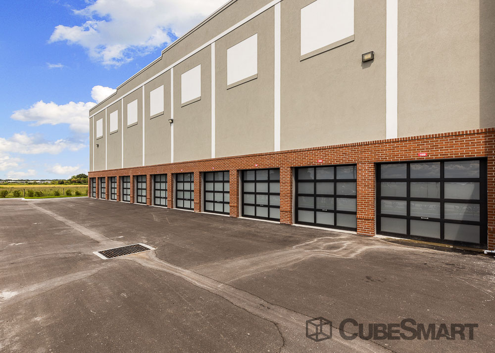 Self-Storage Units at 3510 Lakeland Highlands Rd in Lakeland, FL @CubeSmart