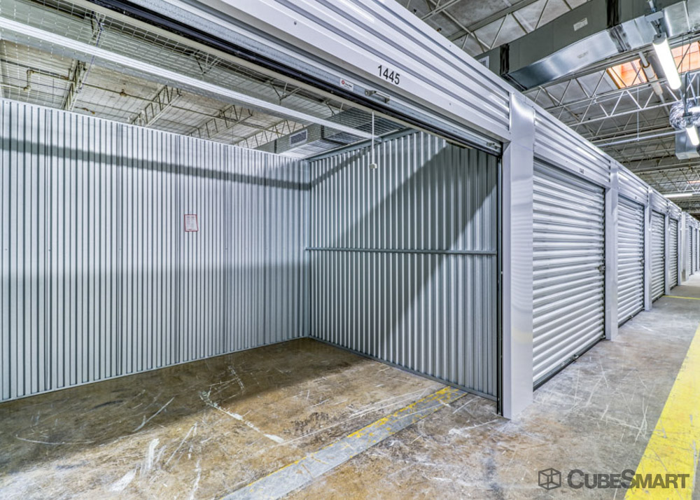 Self-Storage Units at 3441 Sheridan Rd in Zion, IL @CubeSmart