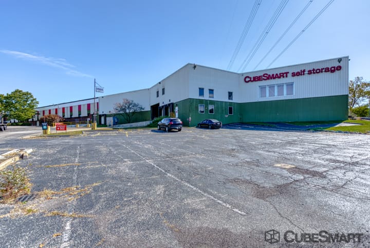 Self-Storage Units at 3600 Red Bank Rd in Cincinnati, OH @CubeSmart