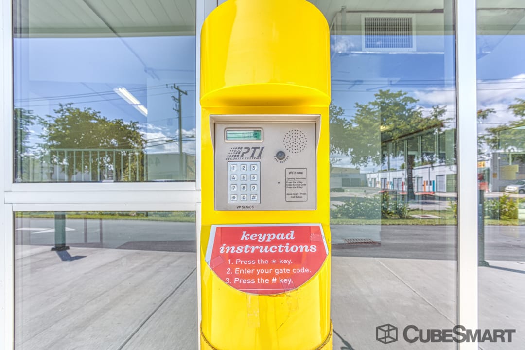 Self-Storage Units at 4400 Sw 75th Ave in Miami, FL @CubeSmart